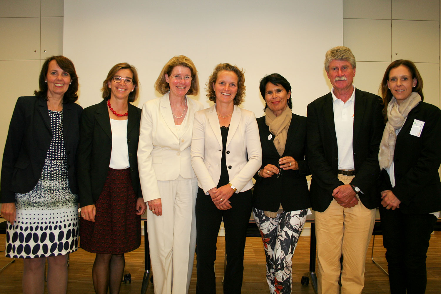 Wahl von Dr. Susanne Zinger in den Vorstand - Olgäle Stiftung